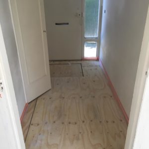 Vloerverwarming op bestaande houten vloer? Ontdek Variokomp